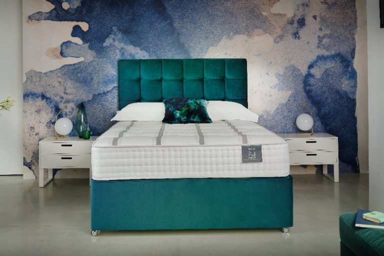 Sleepeezee Ortho Gold Divan Set - Prestige Beds