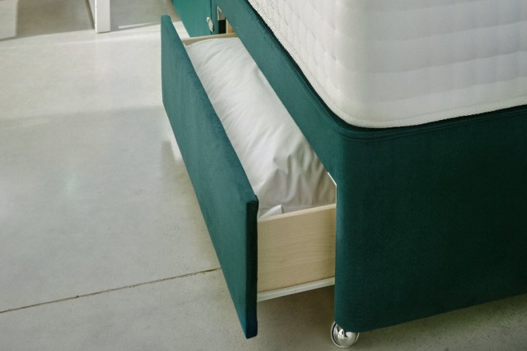Sleepeezee Ortho Gold Divan Set - Prestige Beds